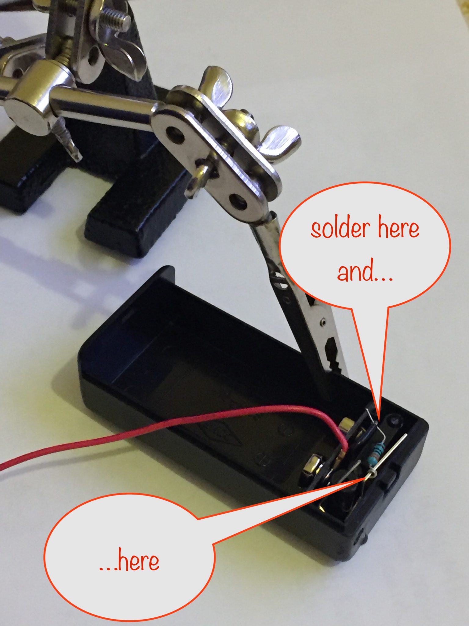 How to build a Memory Aid LED Flasher for people with failing memory